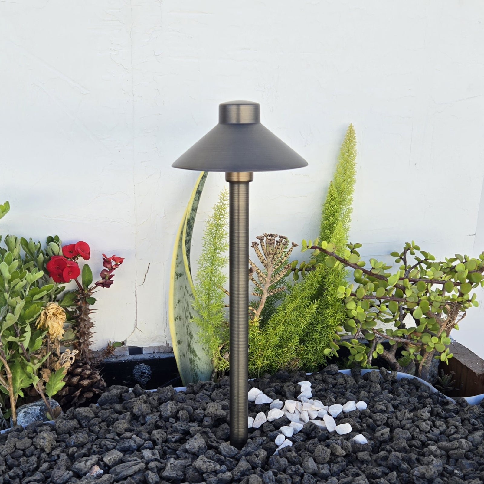 Auvent Solid Cast Brass Mini Pathway Light Natural Bronze