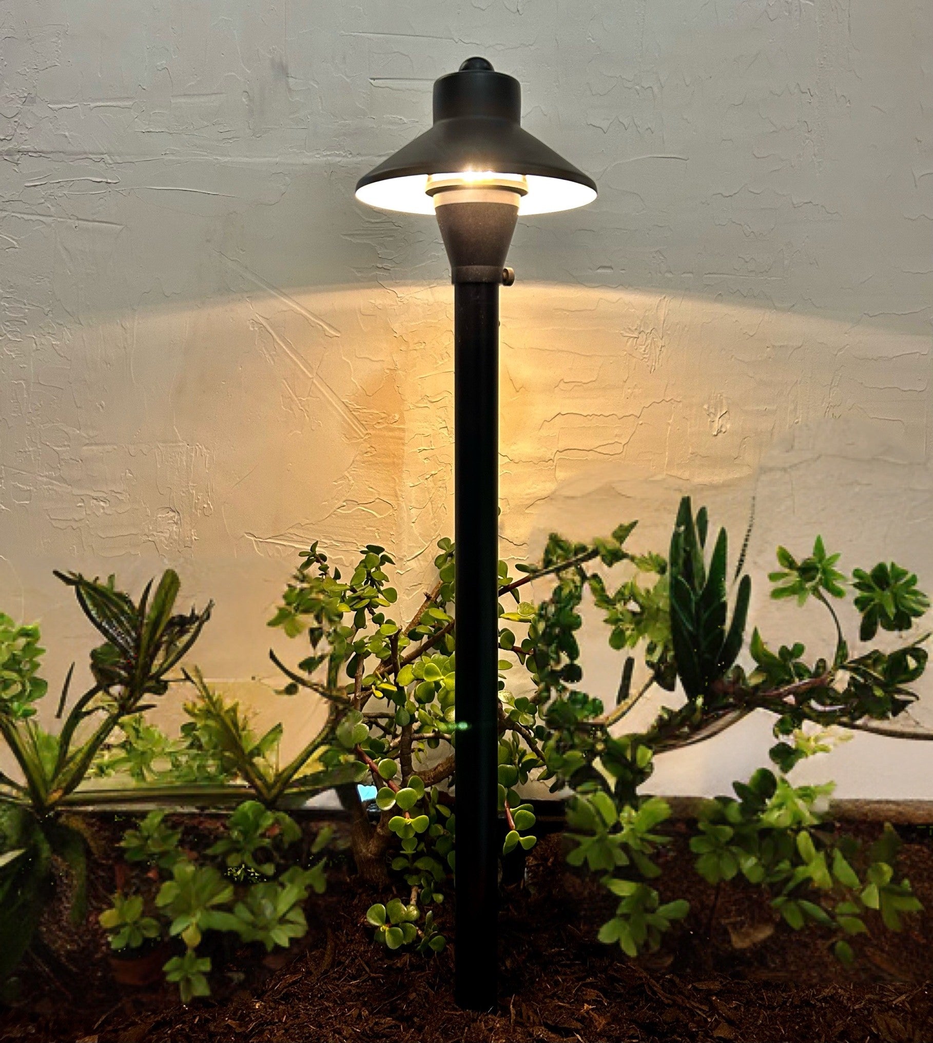 Abajour Solid Brass Path Light (Antique Bronze/Black)