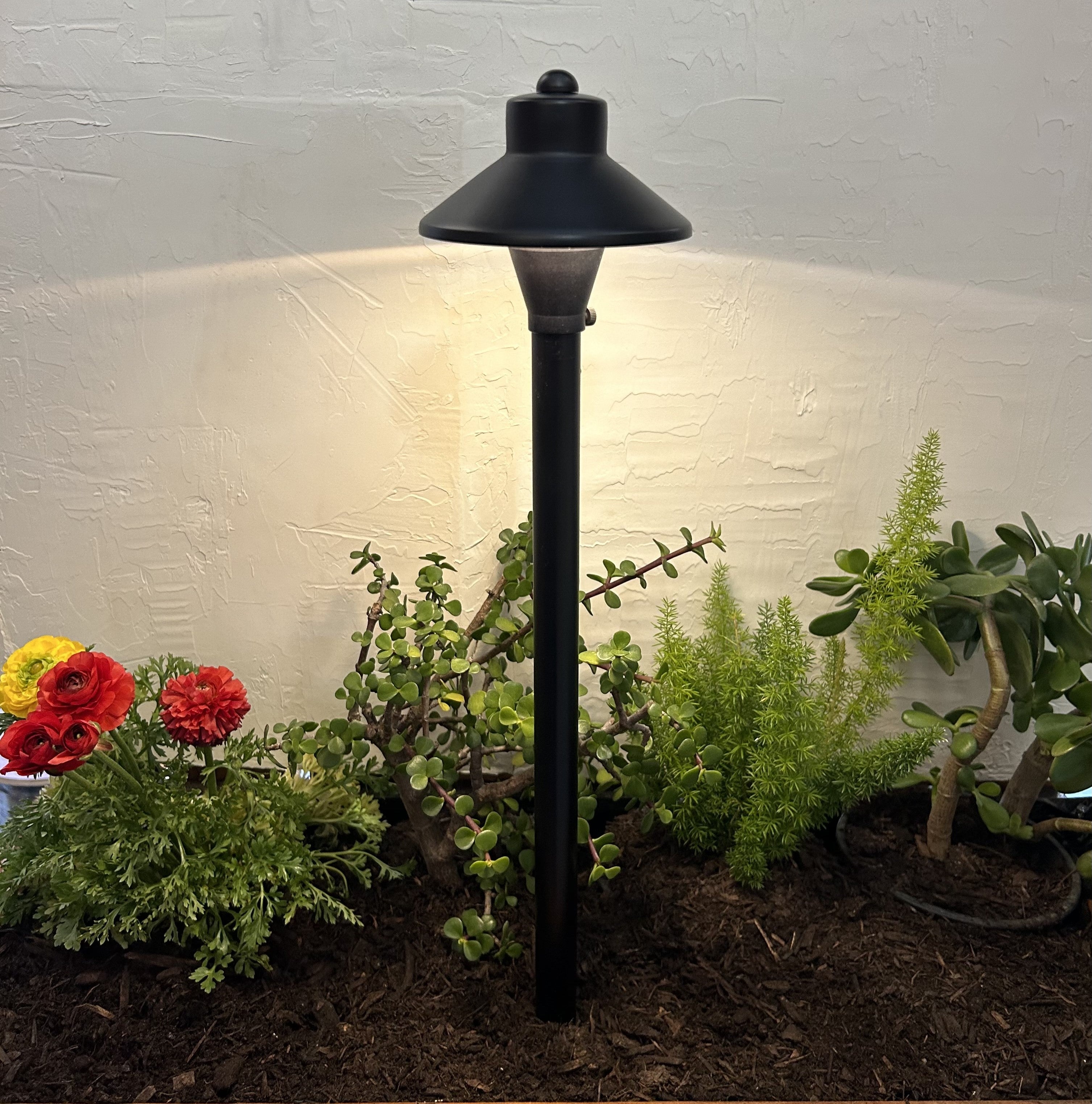 Abajour Solid Brass Pathway Light (Antique Bronze/Black)