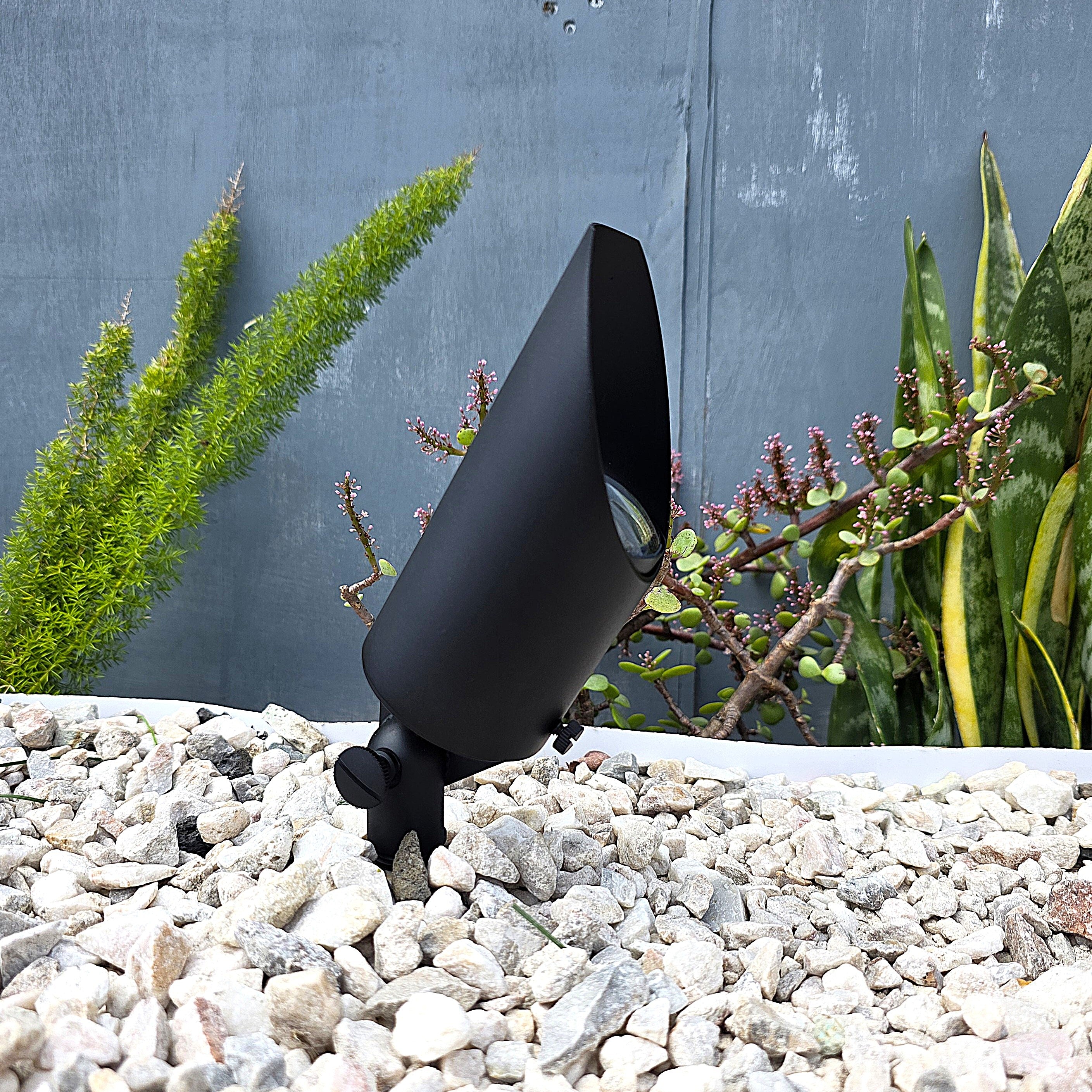 Orage Cast Brass Black Spot Light