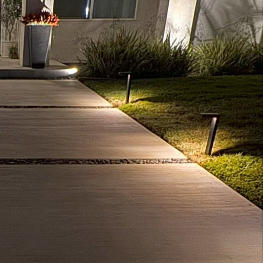 Modern and Contemporary Path Lights Garden Landscape Lighting