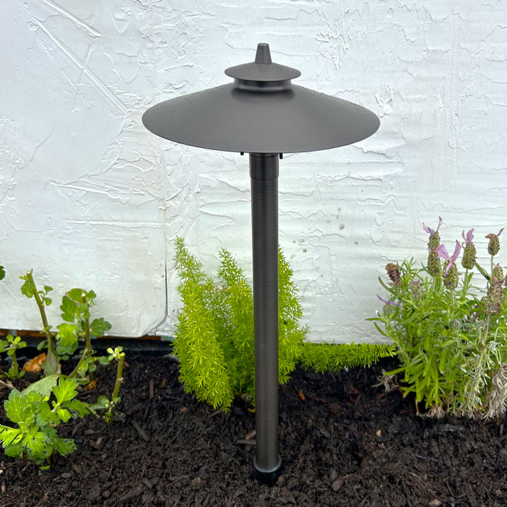 Phare Solid Cast Brass Adjustable Pathway Light Natural Bronze