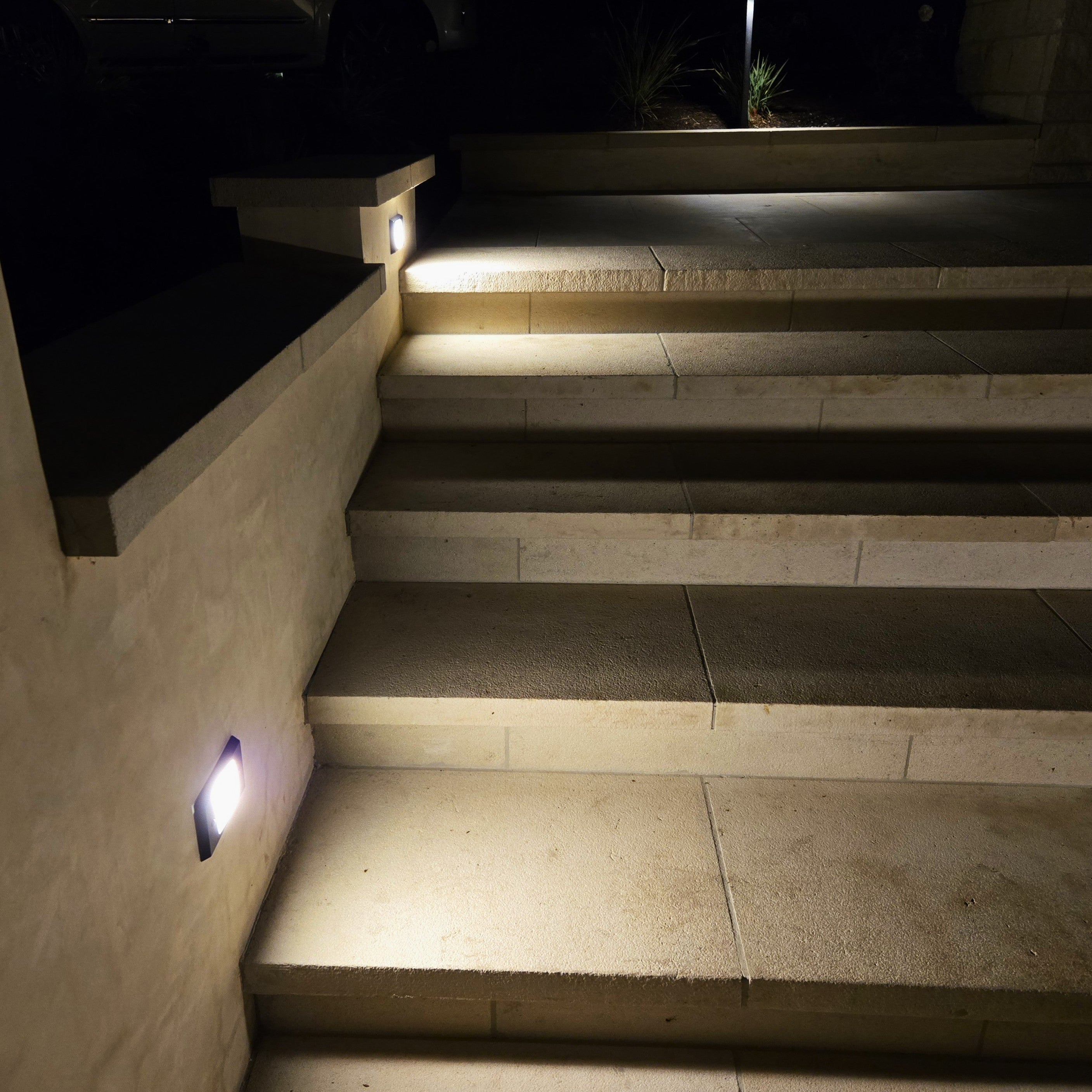 Roflay Petite Solid Brass Step Light